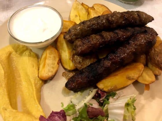 Was gibt es in Rumänien zu essen? Traditionelles rumänisches Essen, das ...